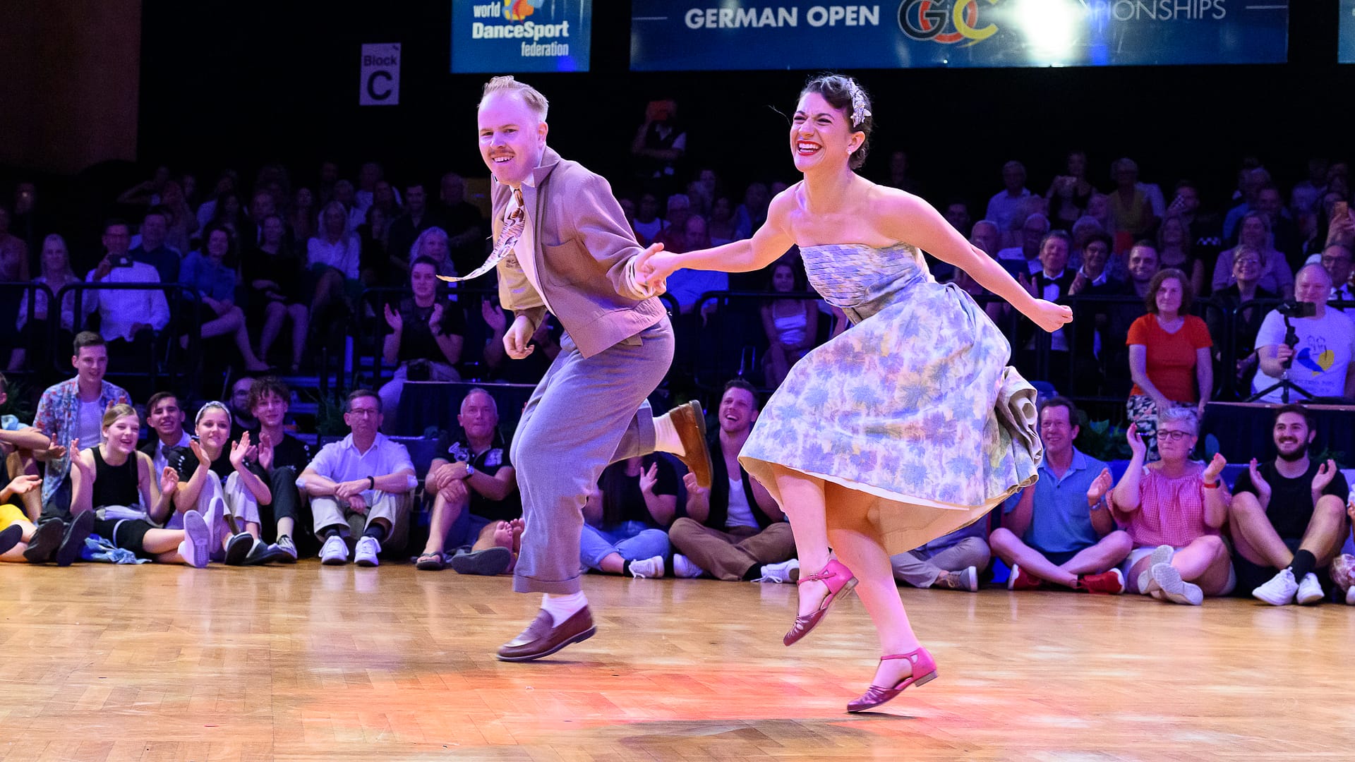 Swiss Dance Award - das Beste vereint | STSV Schweizer Tanzsport Verbandes